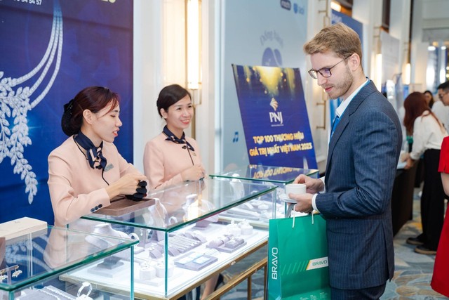 PNJ nằm trong Top 100 Thương hiệu Giá trị nhất Việt Nam | Tin nhanh ...